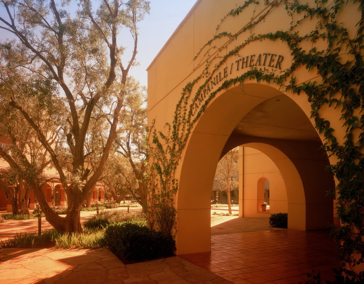 DreamWorks SKG Studios - Glendale, CA | EYRC Architects