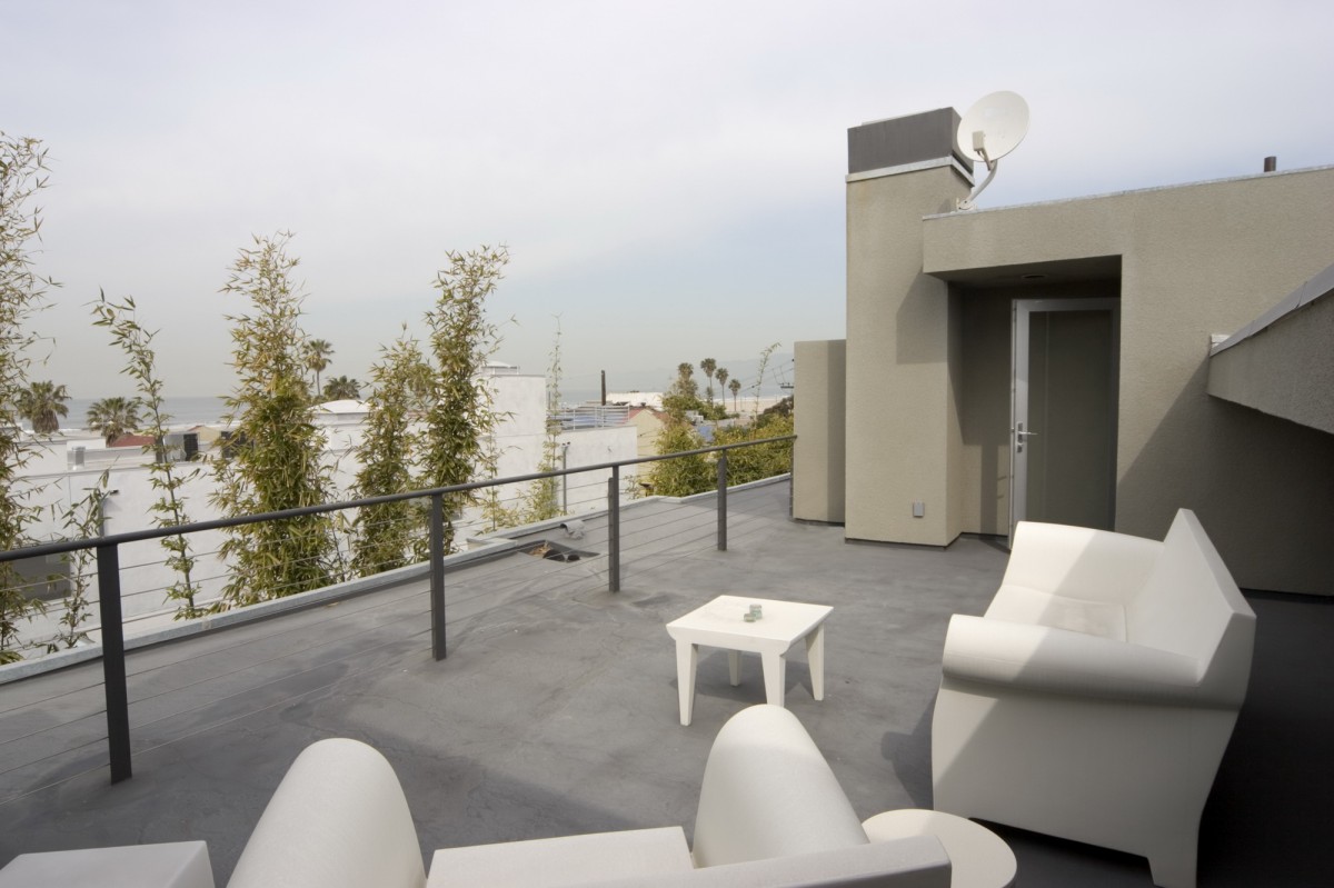 Beach Lofts - Modern Residential Architecture | EYRC Architects