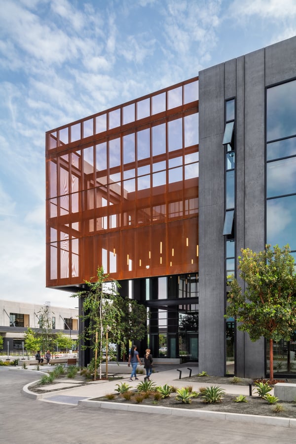 THE PRESS: RESEARCH AND DEVELOPMENT BUILDING