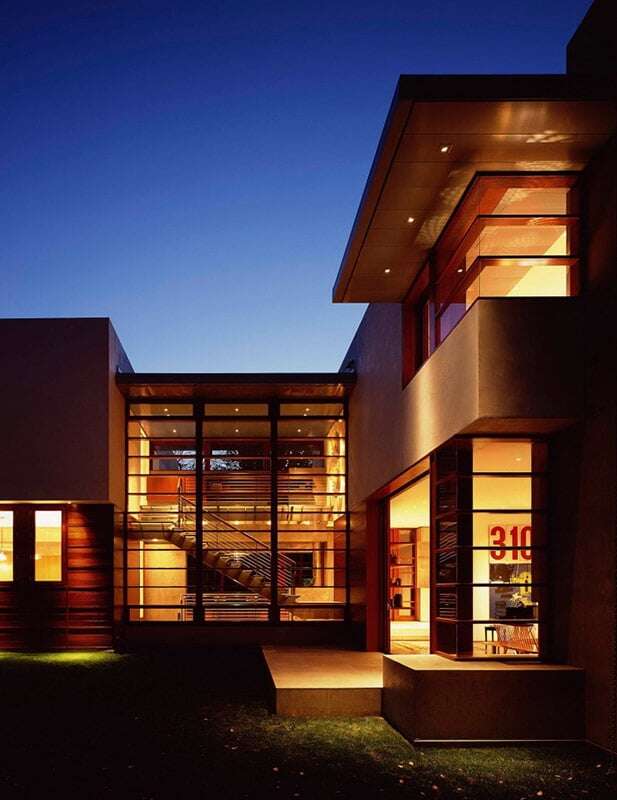 4 Modern Houses With Flat Roofs to Inspire Your Design